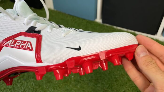 Top 10 Best Wide Football Cleats for Lineman 2023 – Comfort Soccer Boots