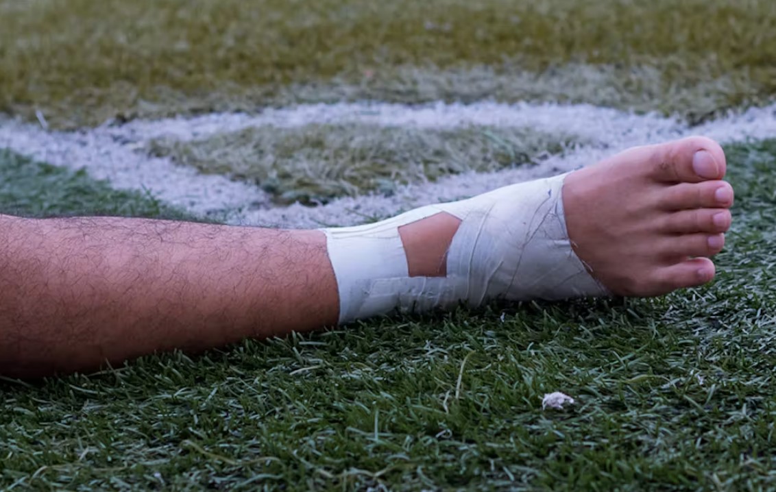 Sport Safety: 4 Common Sports Injuries and How to Treat Them (2023 ...